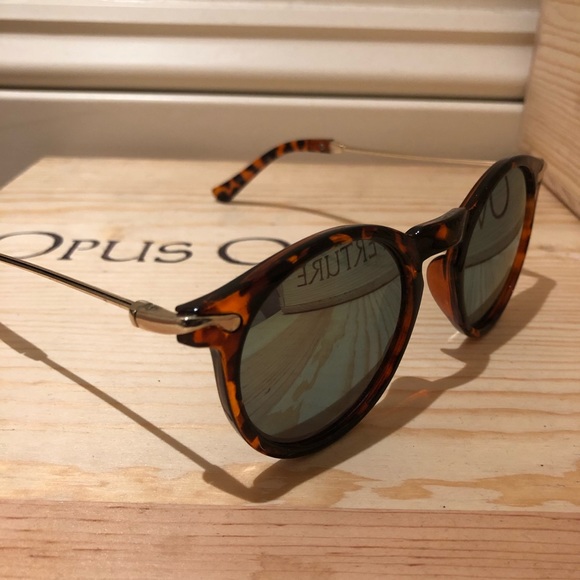 ce | Accessories | Mirrored Tortoise Shades | Poshmark